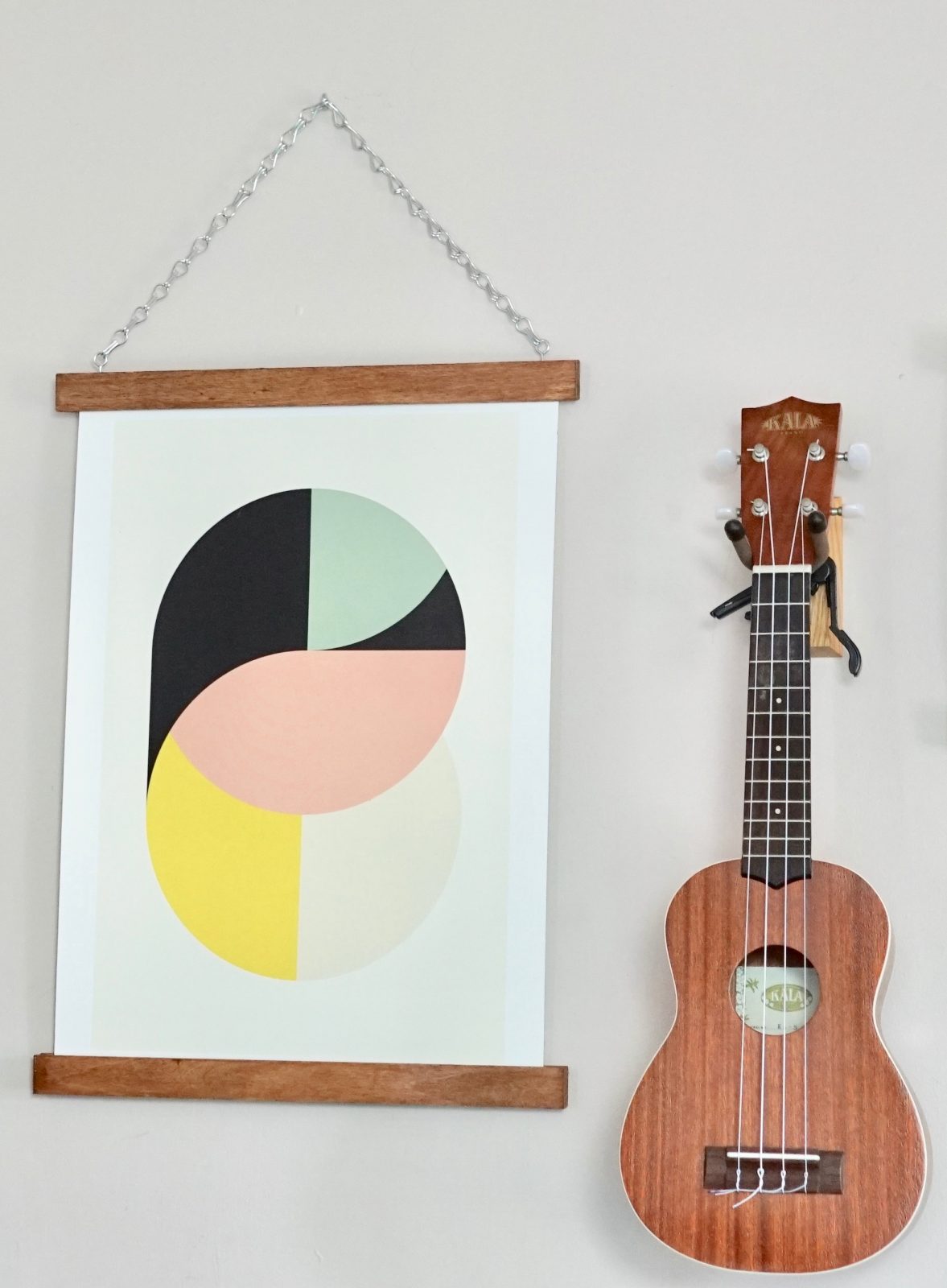 How to Make a DIY Magnetic Art Print Hanger In 7 Simple Steps ...